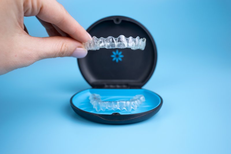 Can Invisalign Fix TMJ Disorder? - Yenzer Family Dental of Chesterfield ...